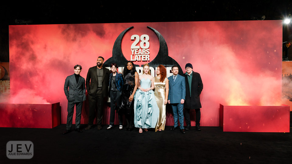 Fujifilm GFX100RF – First thoughts – Julie Edwards-X